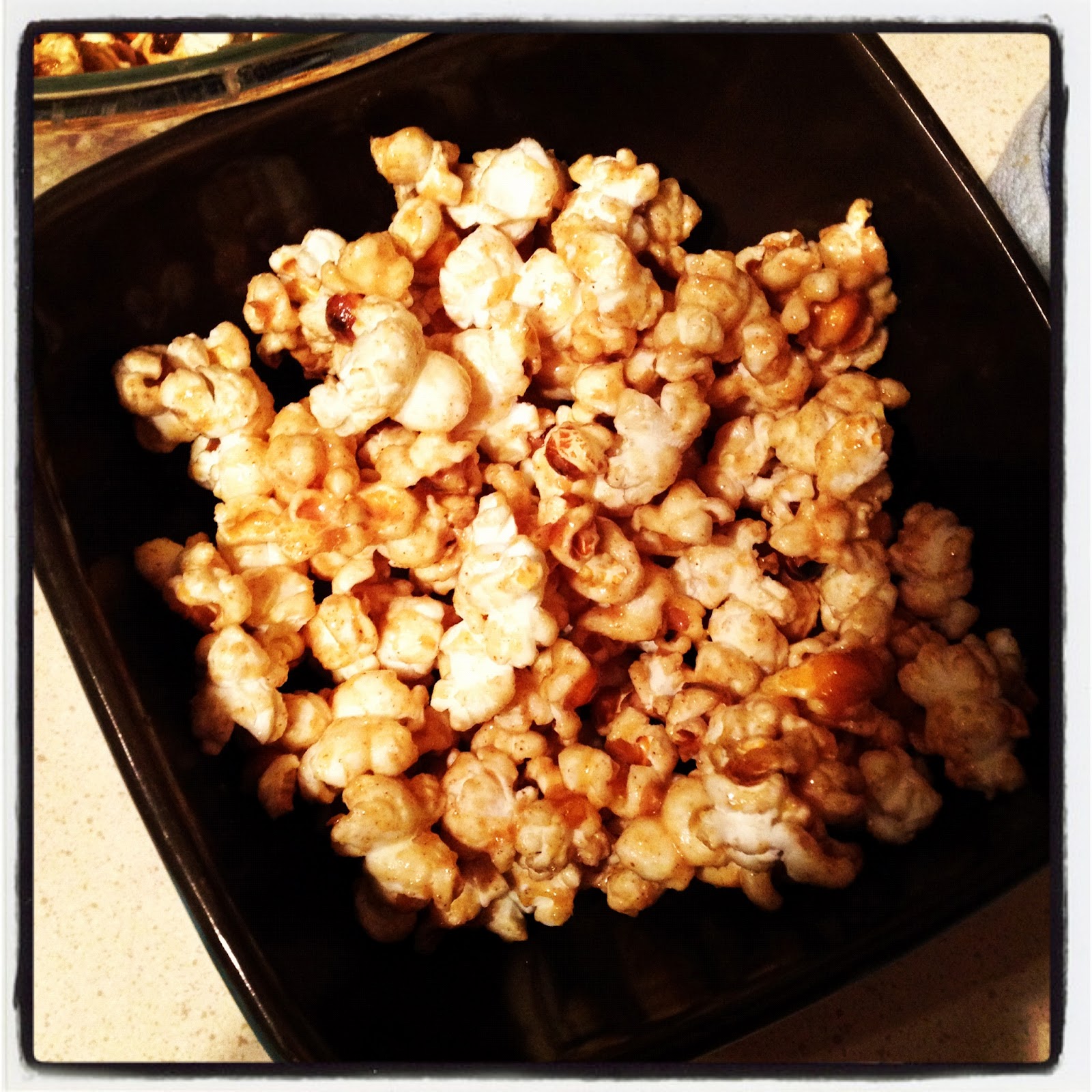 Committed to Get Fit: Clean Eating Carmel Popcorn
